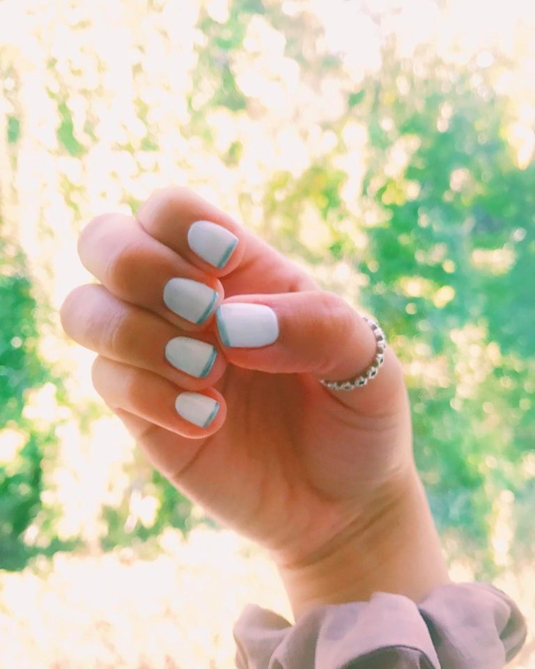 45 Awesome French Manicure Designs To Try And Remain In Style