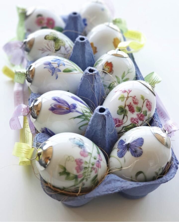 15+ Fun & Creative Easter Egg Dyeing Ideas