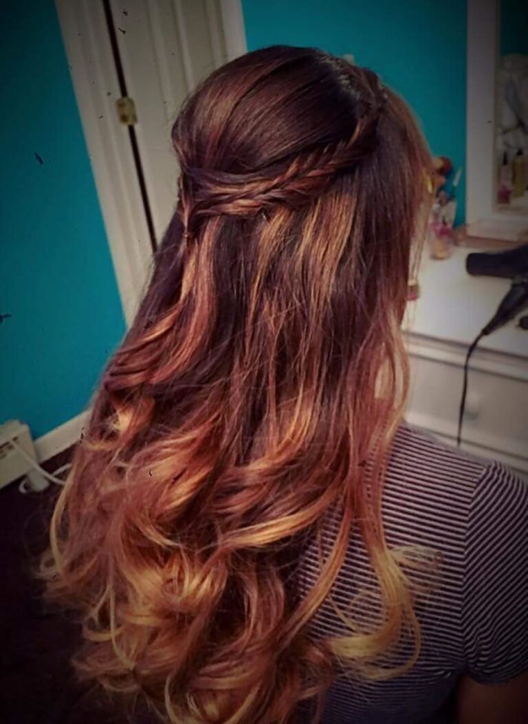 25 Boho Hairstyle Ideas For A Perfect Boho Chic Look