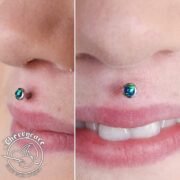 40 Philtrum Piercing (Medusa Piercing) Ideas For The Stylish You ...