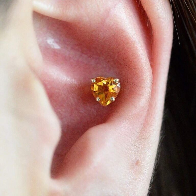 40 Conch Piercing Ideas That Would Blow Your Mind