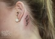 35 Tiny Ear Tattoo Ideas That Make You Say ‘I Need This’ - Gravetics