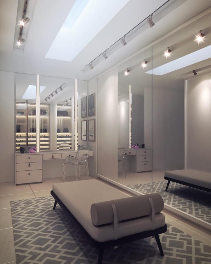 Maximize Space: 20 Stylish Bedroom Closet Design Ideas