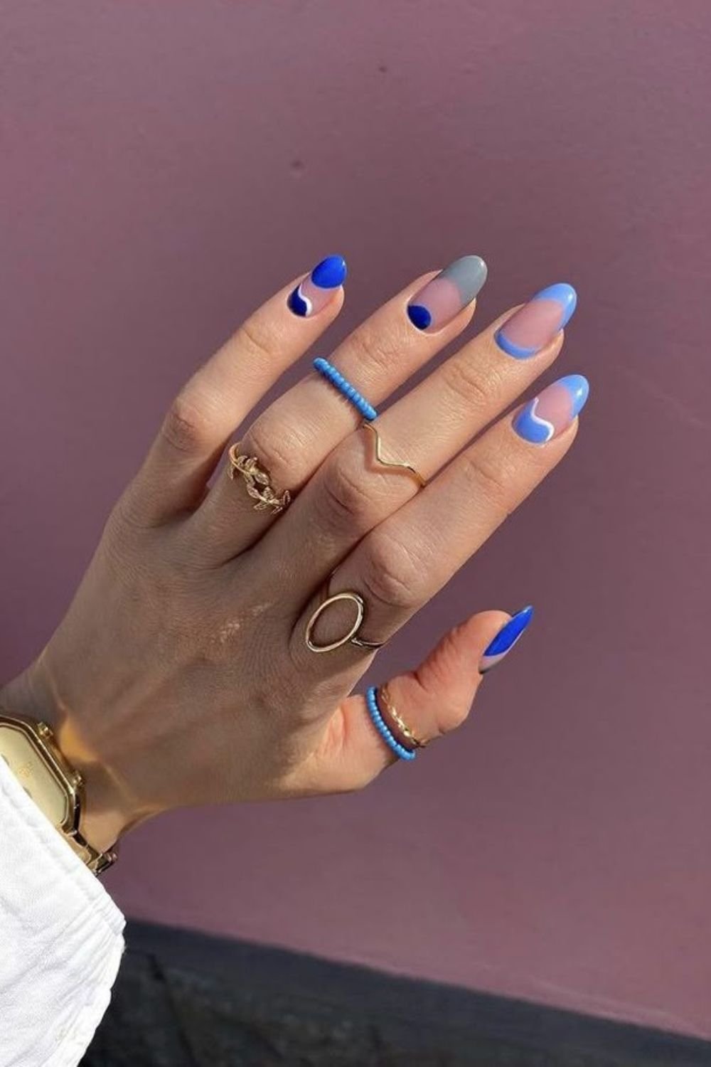 25 Stunning Royal Blue Nail Designs You’ll Want Right Now