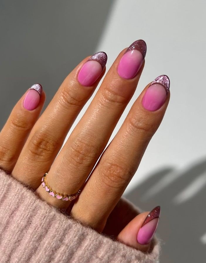 25 Classic French Nails That Never Go Out Of Style