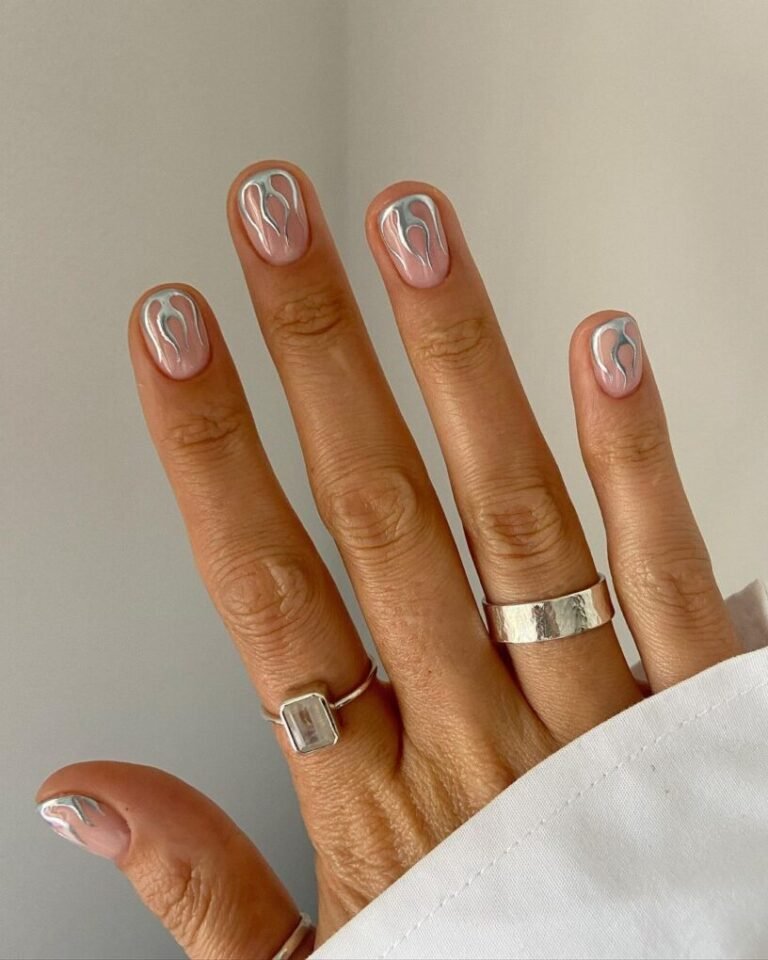 20 Stunning Silver Winter Nail Designs To Try This Season