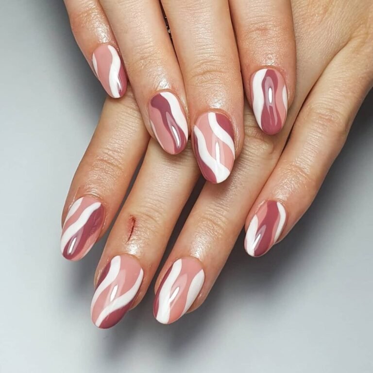 20 Gorgeous Mauve Nail Ideas You’ll Want To Copy