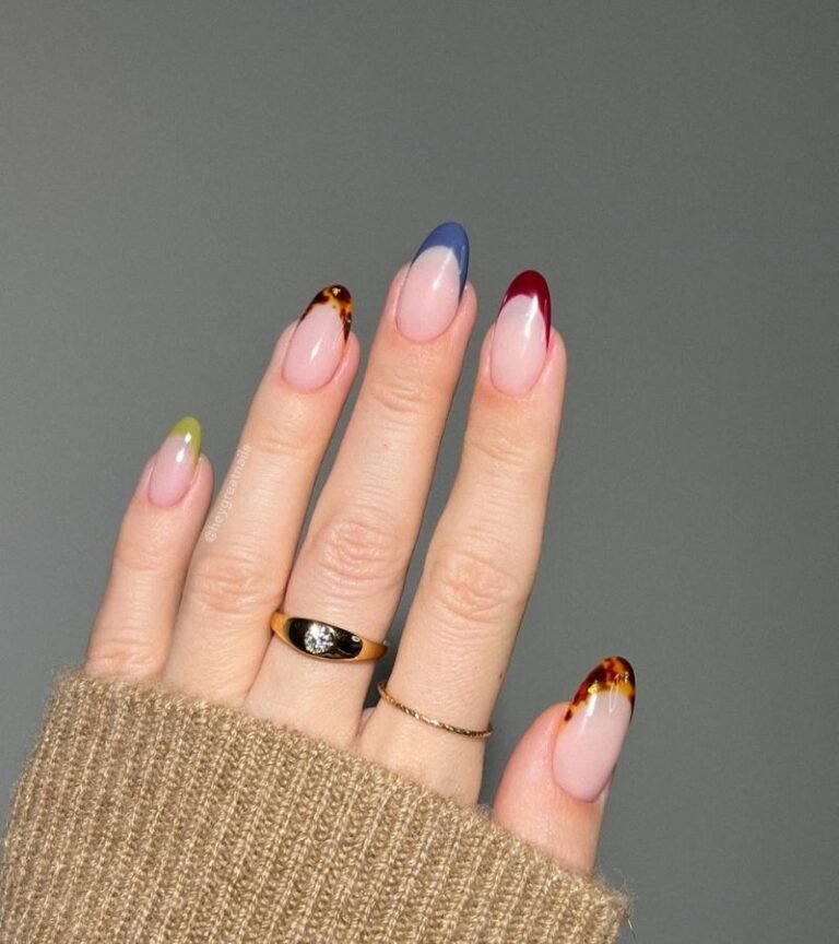 25 Chic Tortoise Shell Nail Designs For A Stylish Look
