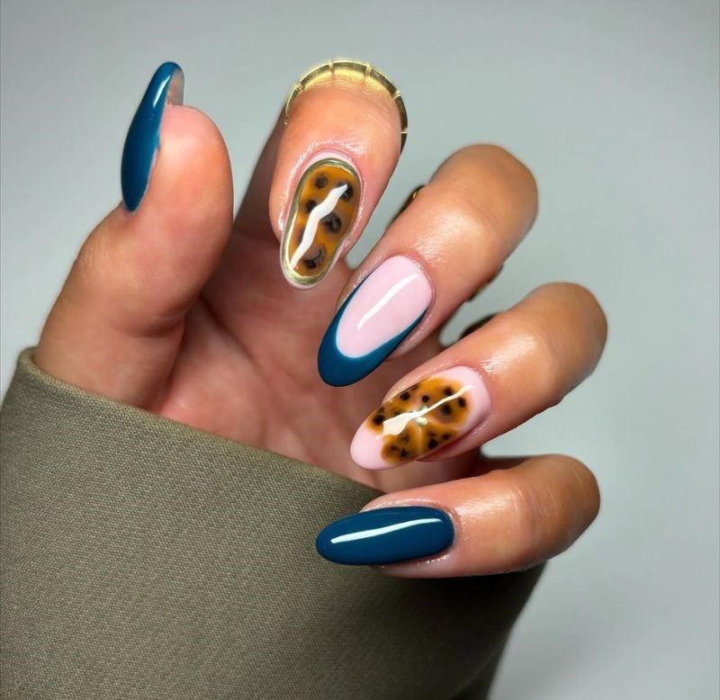 25 Chic Tortoise Shell Nail Designs For A Stylish Look